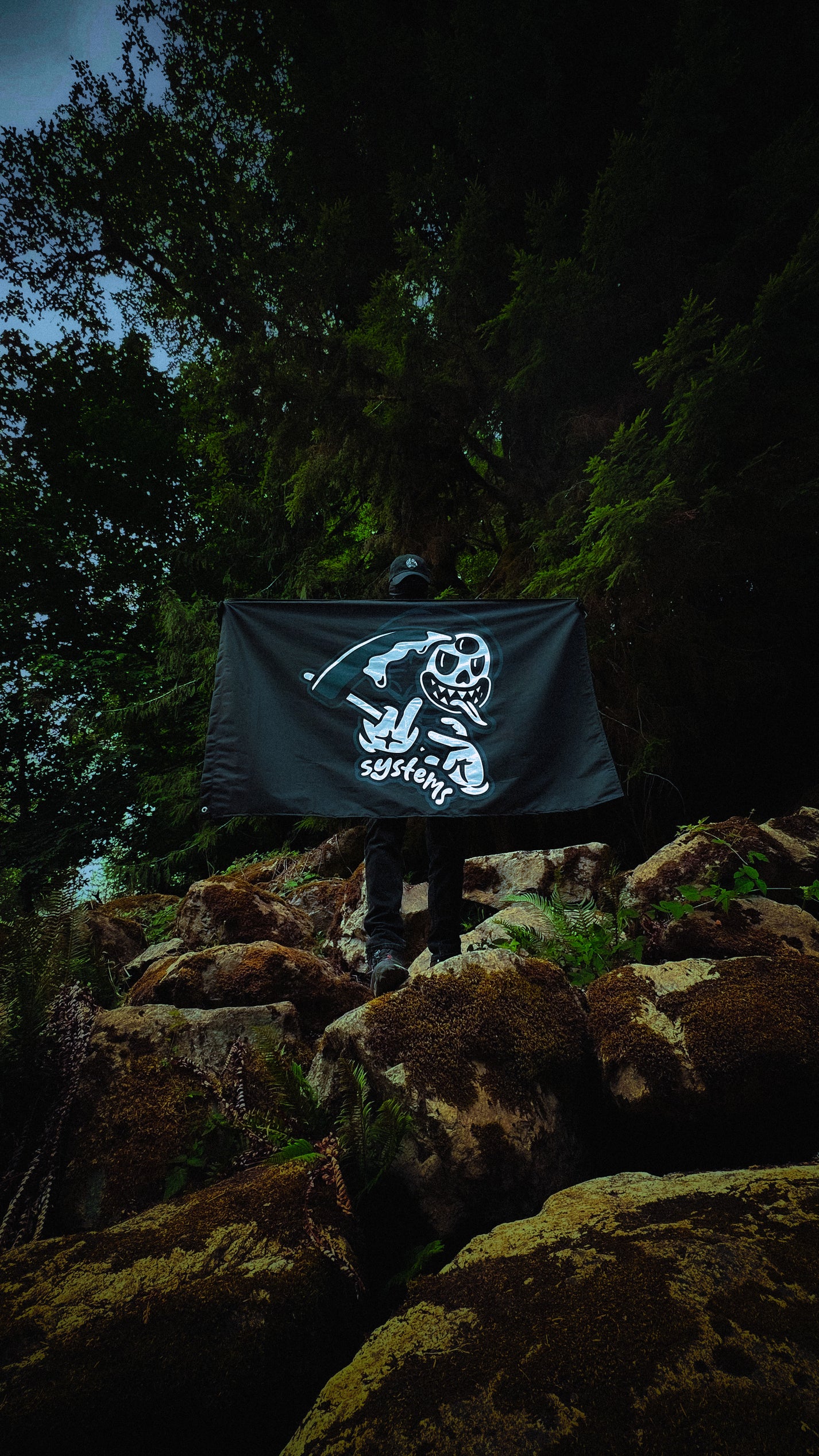 Rubberhose Reaper Flag – Thirteen Systems